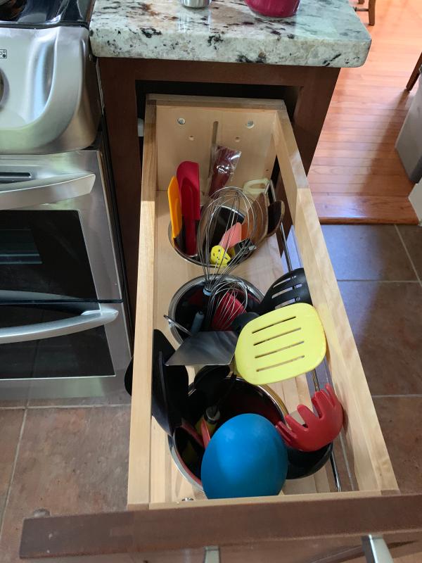 Shenandoah Breckenridge 14.5625-in W x 14.5-in H Java Stained Cherry ...