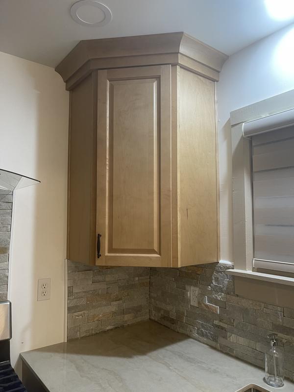 Shenandoah Stemson 30-in W x 18-in H x 24-in D Oat Painted Wall Fully ...