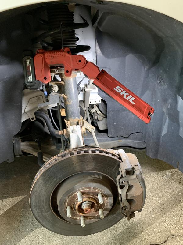 SKIL PWR CORE 12-volt Lithium Ion (li-ion) Cordless 600-Lumen LED ...