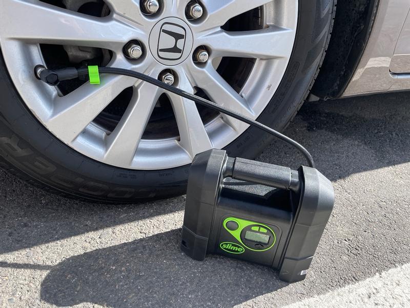 Slime 12-volt Li-ion Air Inflator (Power Source Battery) 40080 at Lowes.com