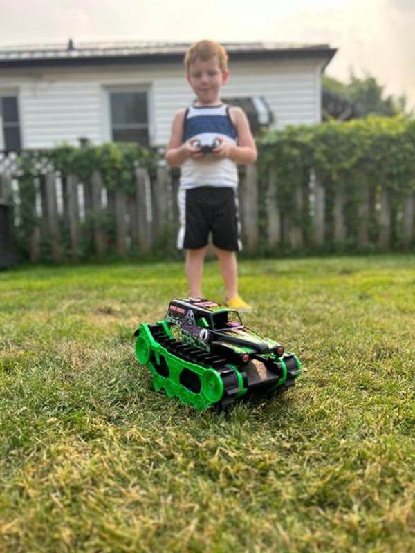 Monster Jam, Grave Digger Trax All-Terrain Remote Control Outdoor ...