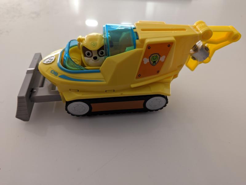 Aqua Pups Rubble Hammerhead Shark Vehicle with Collectible Action ...