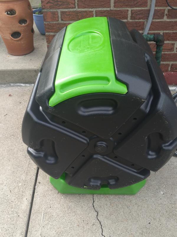 Hot Frog 37 Plastic Tumbler Composter in the Composters department at ...