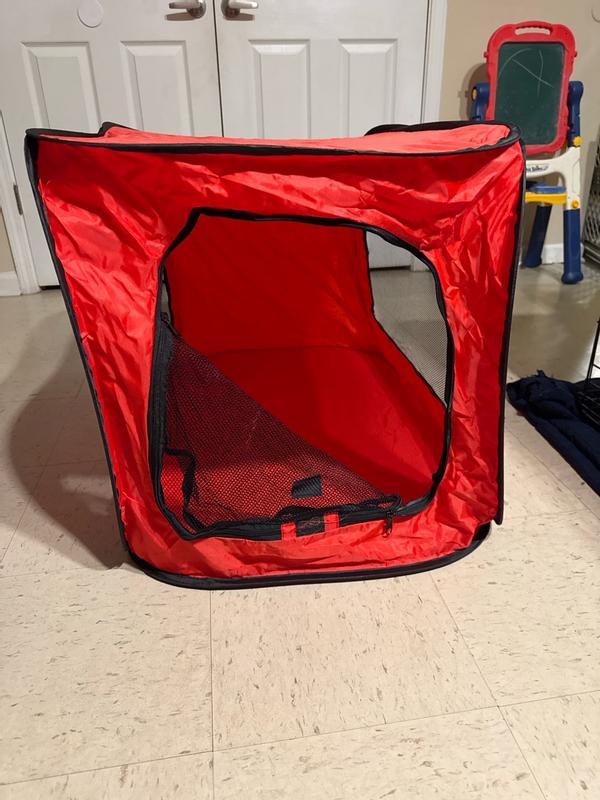 Redmon 41.5-in x 25.25-in x 24.5-in Red Collapsible Nylon Any Dog ...