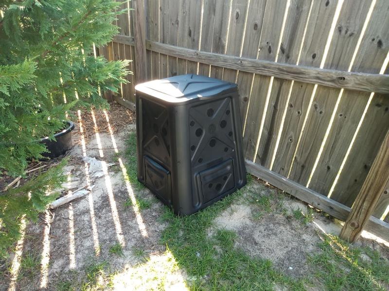 Redmon 65 Plastic Stationary bin Composter in the Composters department ...