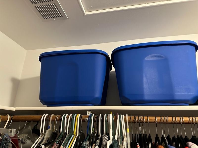 Homz Products HOMZ 10 Gallon Heavy Duty Plastic Storage Container Capri ...