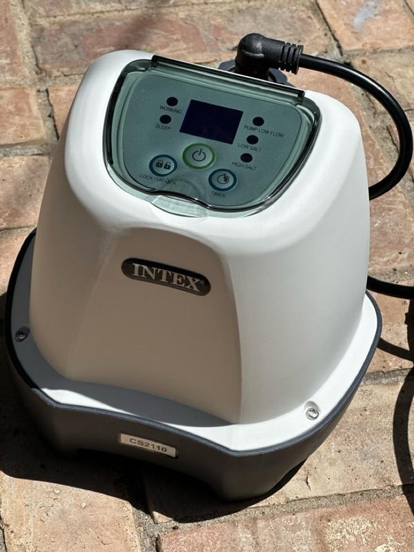 Intex 26661EG Saltwater 2200-Gallon Ozone oxidizer Pool Sanitation ...