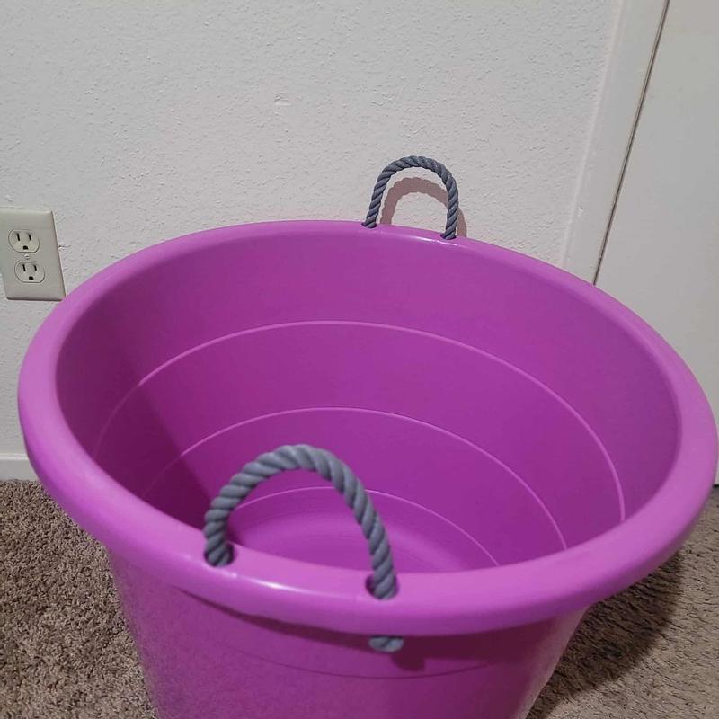 Homz Products Homz 17 Gallon Indoor Outdoor Storage Bucket w/ Rope ...