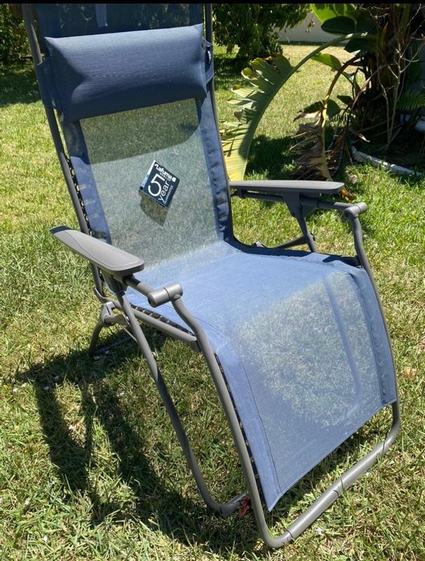 Lafuma LFM3118-8547 Futura Gravity Outdoor Lounge Recliner Ocean Blue ...