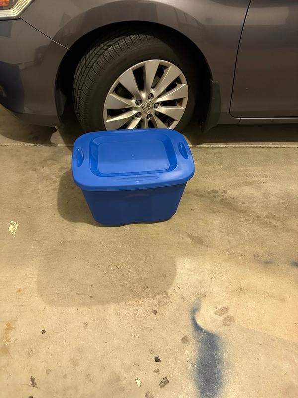 Homz Products HOMZ 10 Gallon Heavy Duty Plastic Storage Container Capri ...