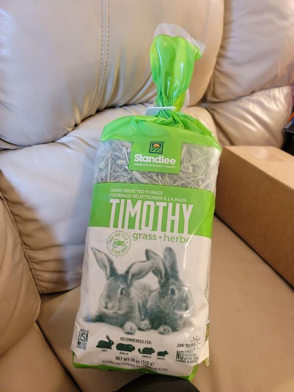 Standlee PremiYum Timothy Hay for Small Animals 18 oz