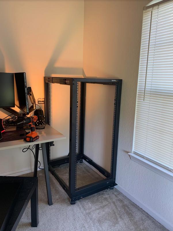 StarTech.com 25U Adjustable Depth Open Frame 4 Post Server Rack w ...