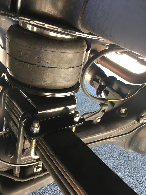 Air Lift 88299 LoadLifter 5000 Ultimate Air Spring Kit with Internal J ...