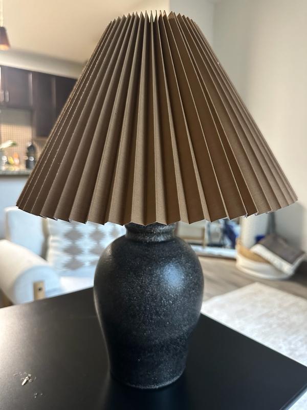 Livabliss Besson 19-in Brown/White On/Off switch Table Lamp with Linen ...