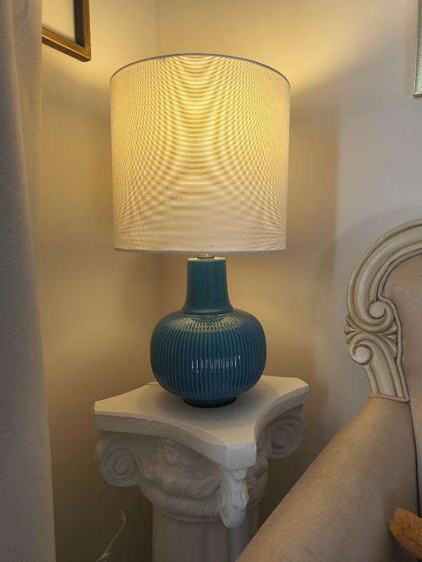 Livabliss Ormelle 19-in White/Aqua On/Off switch Table Lamp with Linen ...