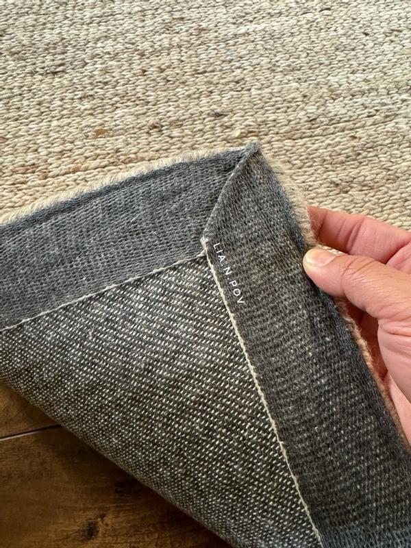 Livabliss 3 X 10 (ft) Wool Beige Indoor Farmhouse/Cottage Runner Rug DRB2300-310 at Lowes.com