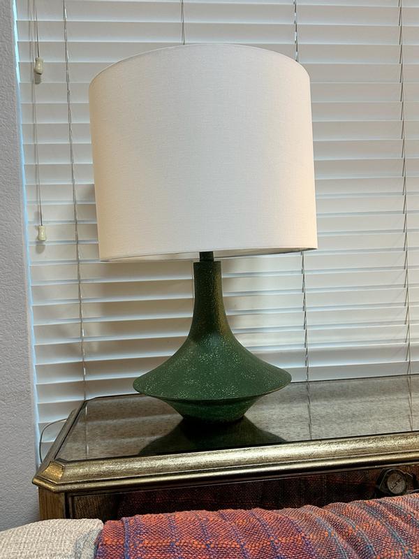 Livabliss Bryant 23-in White/Green 3-way Table Lamp with Linen Shade in ...