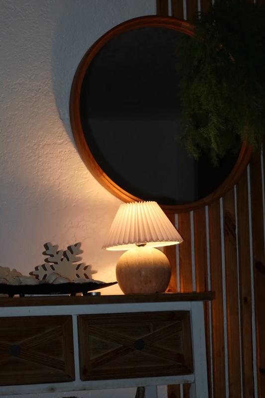 Livabliss Niafunke 12-in White/Brown On/Off switch Table Lamp with ...