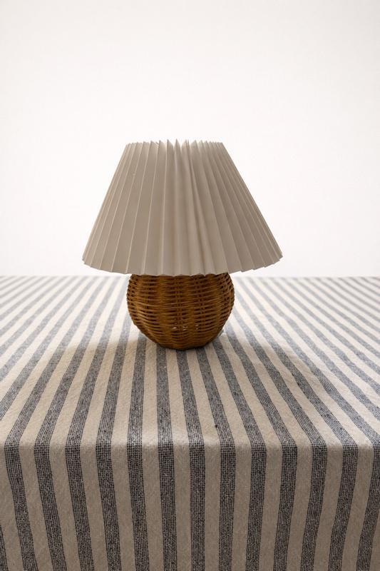 Livabliss Bajo 10-in White/Brown On/Off switch Table Lamp with Linen ...