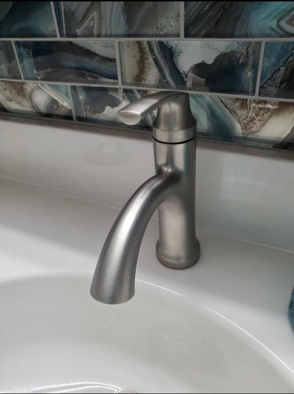 Symmons Birch Polished Chrome Single hole 1-handle WaterSense High-arc ...