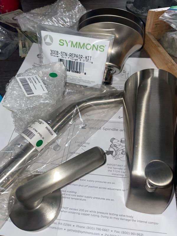 Symmons Birch Polished Chrome 1-handle Single function 4-in Round ...