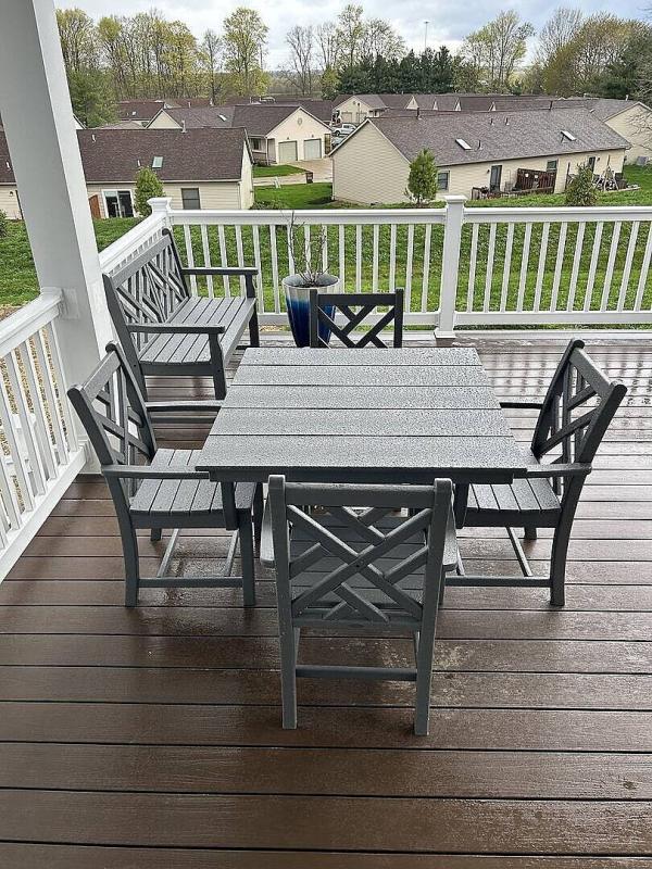 POLYWOOD Chippendale 5-Piece Sand Patio Dining Set Plastic Square Table ...