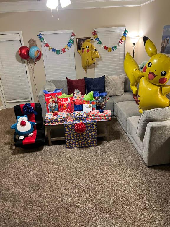 Nintendo Pokémon Pikachu Satin Giant Gliding Air-Walker Foil Balloon ...