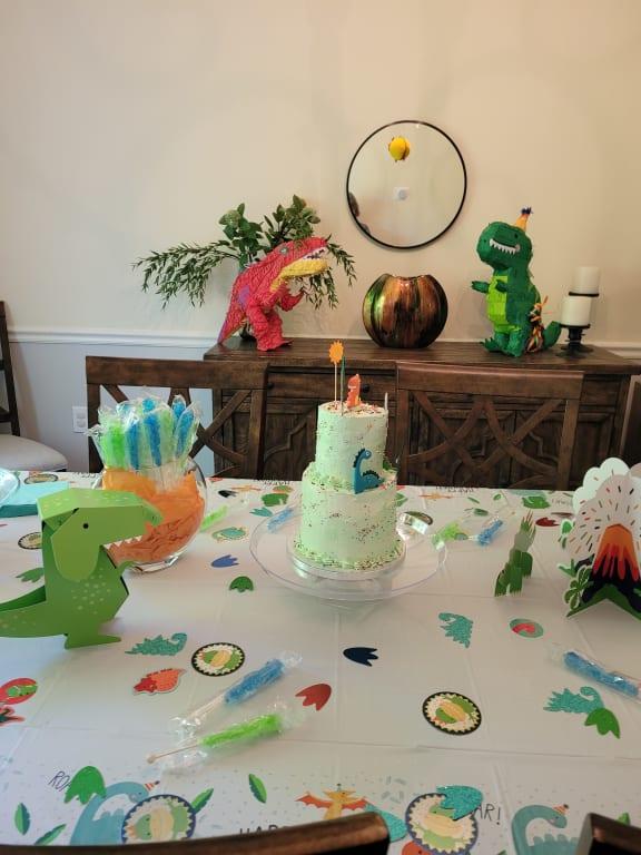 Dino-Mite Dinosaur Pinata Hanging Decoration, Green, 7-in, for Birthday ...