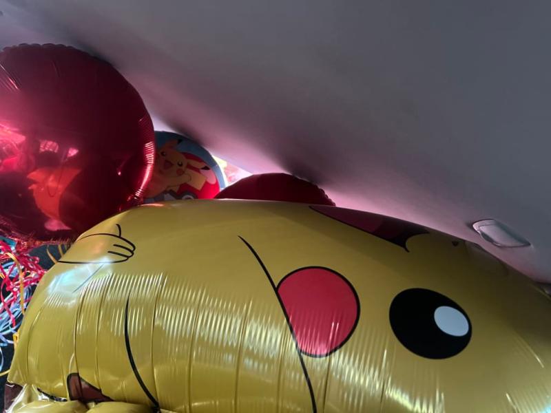 Nintendo Pokémon Round Satin Foil Balloon Bouquet, Yellow/Red/Blue, 5 ...