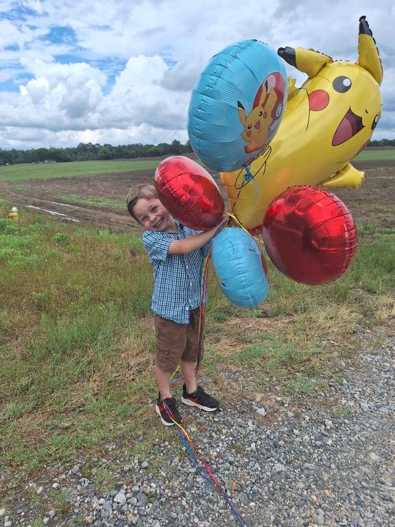 Nintendo Pokémon Round Satin Foil Balloon Bouquet, Yellow/Red/Blue, 5 ...