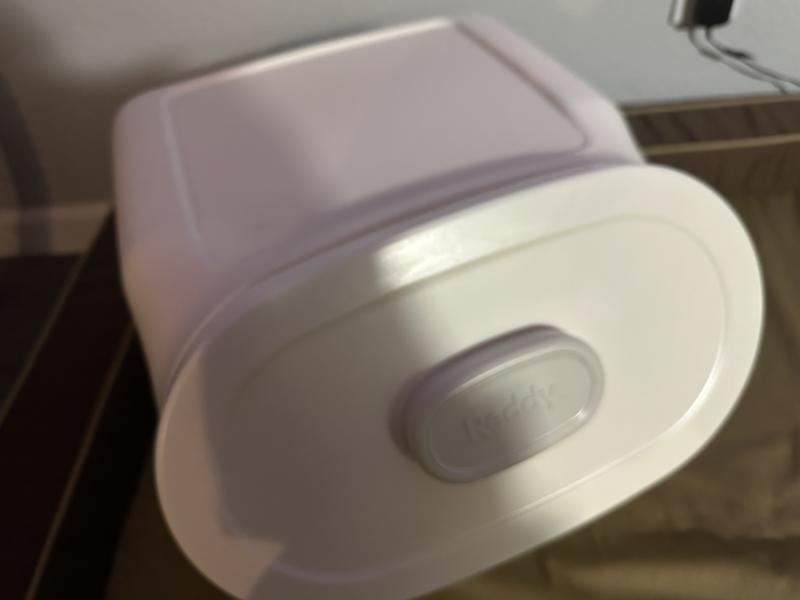 Reddy Green Airtight Food Storage Container for Dogs, Medium, 25 lbs ...