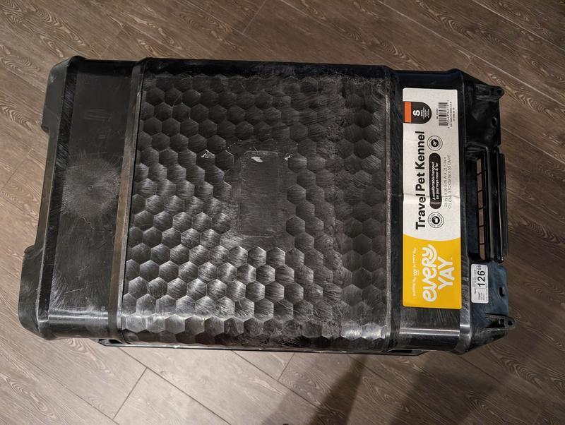 EveryYay Hard Shell PVC Dog Crate Medium 3.01-ft L x 2.1-ft W x 1.9-ft ...