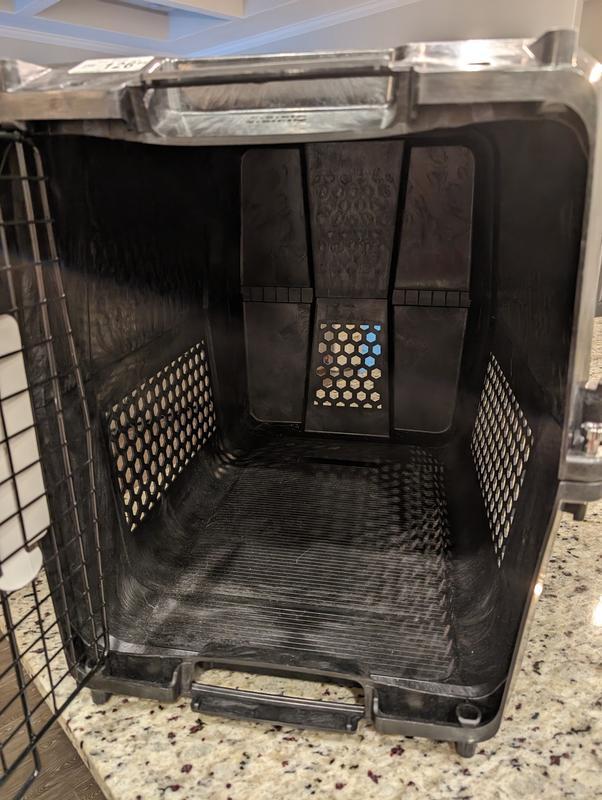 EveryYay Hard Shell PVC Dog Crate Medium 3.01-ft L x 2.1-ft W x 1.9-ft ...