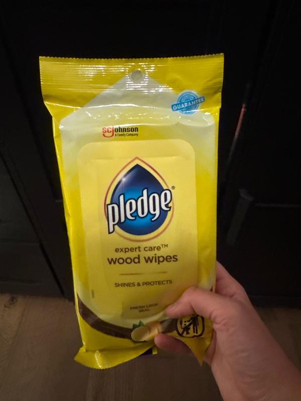 Pledge Enhancing Wipes 24-Count Lemon Wood Furniture Cleaner Pad 624489 ...