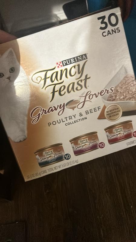 Fancy Feast Gravy Lovers Poultry & Beef Cat Food, 30 ct