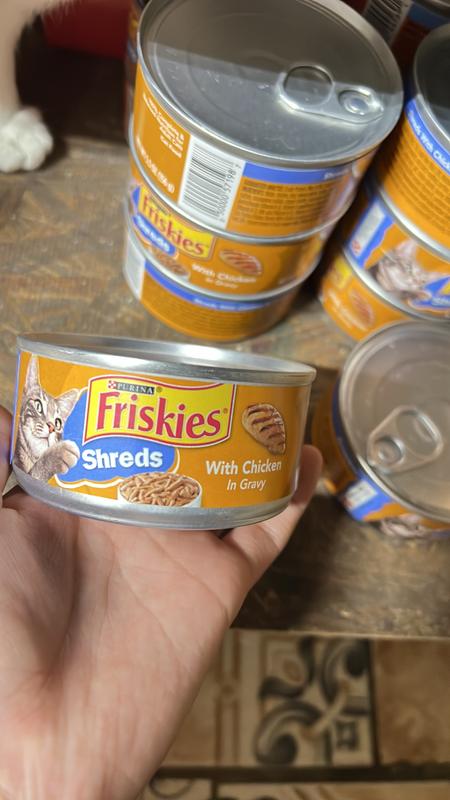 Friskies Chicken Shreds in Gravy Cat Food 5.5 oz, 24-Pack