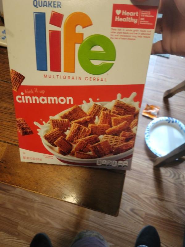 Quaker Life Cereal Cinnamon Multigrain Cereal 18oz Box