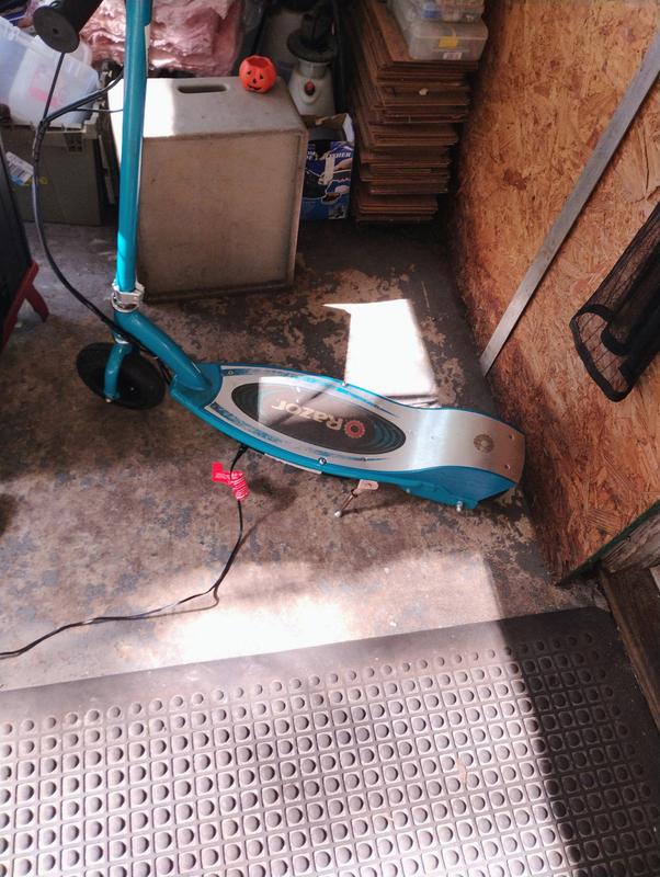 Razor E300 Electric Scooter- Blue/White in the Scooters department at ...