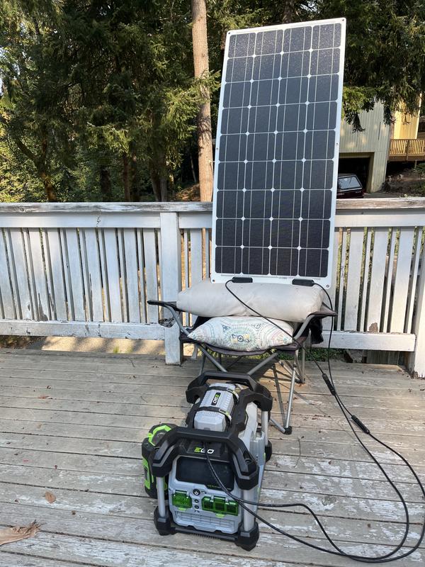 Renogy 1-Module 58.7-in x 27.5-in 200-Watt Solar Panel RSP200D-G1 at ...