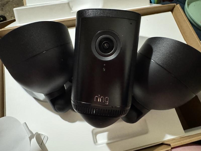Ring Floodlight Cam Pro (2nd Gen), Wired - Retinal 4K for ultra-clear ...