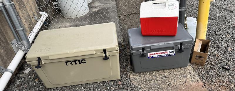 RTIC Outdoors Ultra-Tough Tan 45-Quart Insulated Personal Cooler 4964 ...