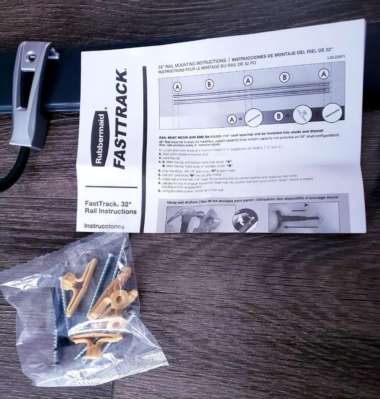 Rubbermaid FastTrack Garage 5-Piece Powder Coated Steel Multipurpose Storage Rail System 1784417 ...