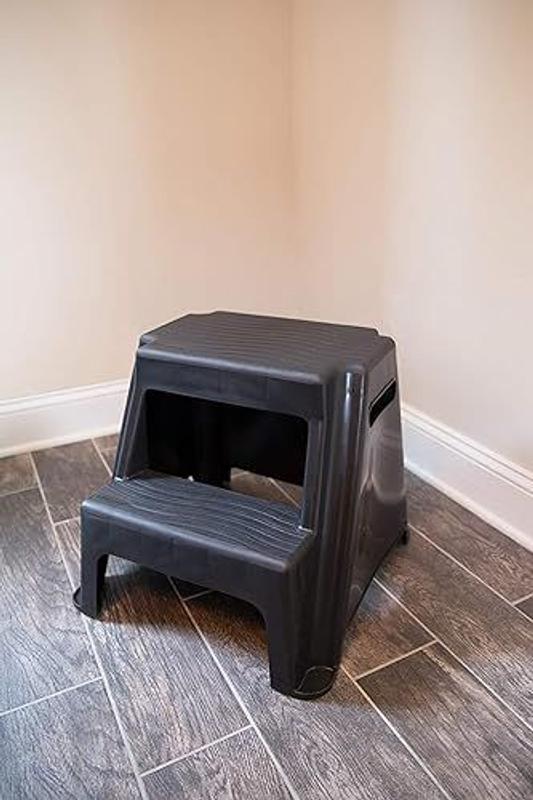 Rubbermaid 1 -Step 200-lb Capacity Plastic Step Stool in the Step ...