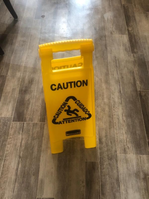 Rubbermaid Commercial Products 25-in Yellow Traffic Safety Sign ...