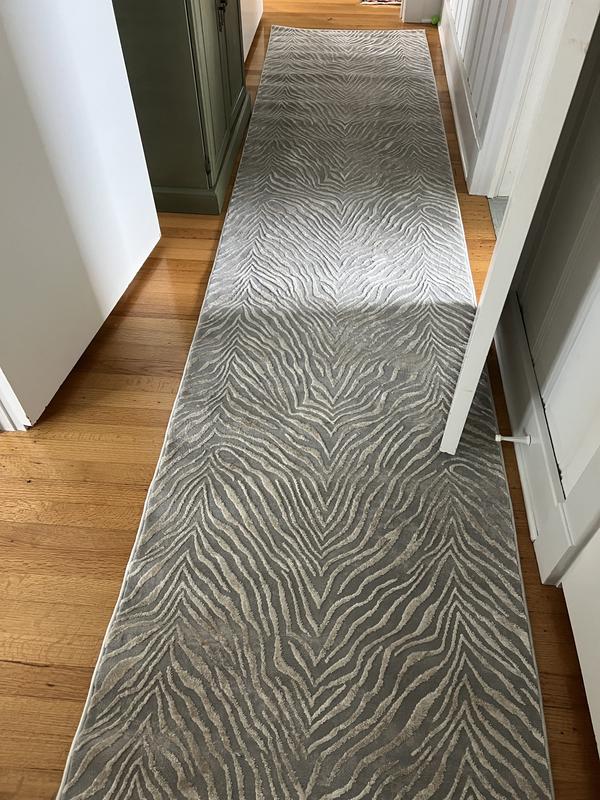 Bayshore Home Islin ISL07 2'7" x 12' Runner Area Rug - Macy's