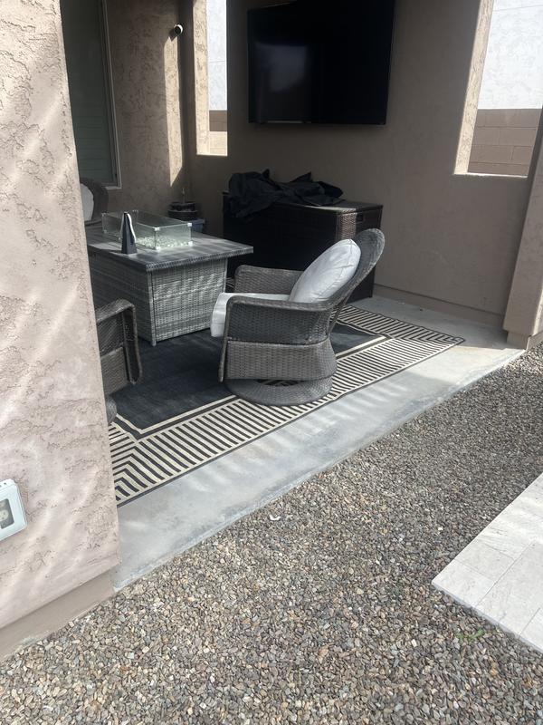 nuLOOM Asha Simple Border Indoor/Outdoor Polypropylene Area Rug at ...