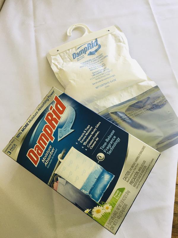 DampRid 15.4 oz. Moisture Absorber Hanging Bags, Fresh Scent, 3-Pack at ...