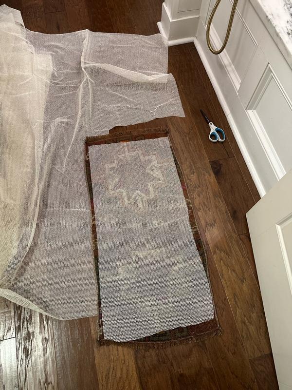 World Rug Gallery FLOORGUARD 5 x 7 (ft) Rectangular PVC Non-Slip Rug ...