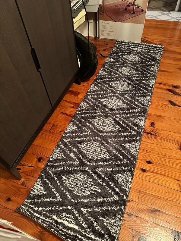 World Rug Gallery Horizon 2 x 8 (ft) Loomed Polyester Anthracite ...