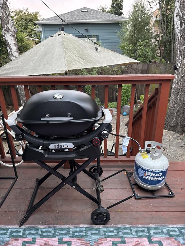 Shop Weber Q 2800N+ Portable Liquid Propane Grill with Cart and ...